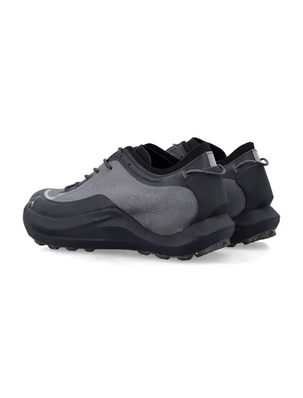 ROA Sneakers