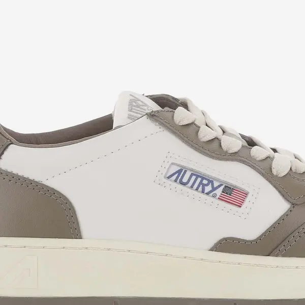 AUTRY Medalist Low Color Block Sneakers