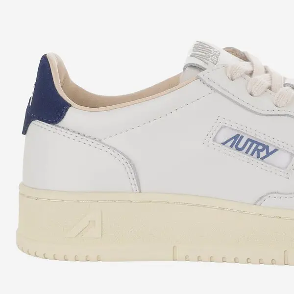 AUTRY Medalist Low Sneakers