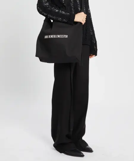 ANN DEMEULEMEESTER Medium Shoulder Bag