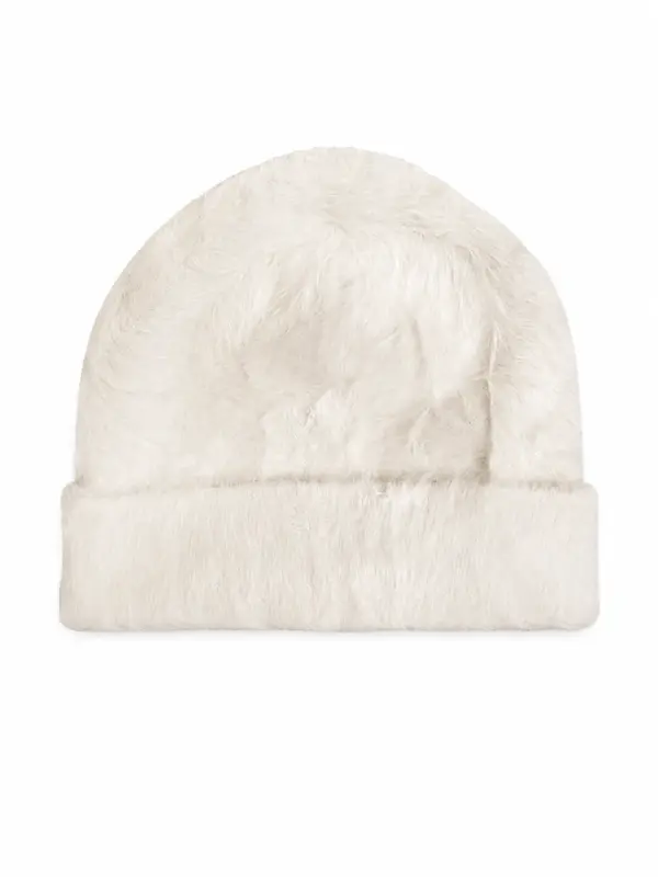 LA ROSE Angora Beanie - White