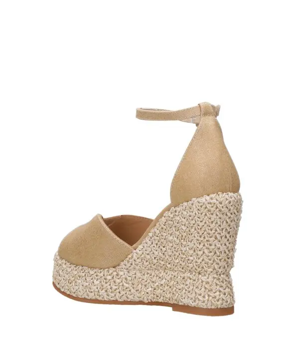 ESPADRILLES Sandals