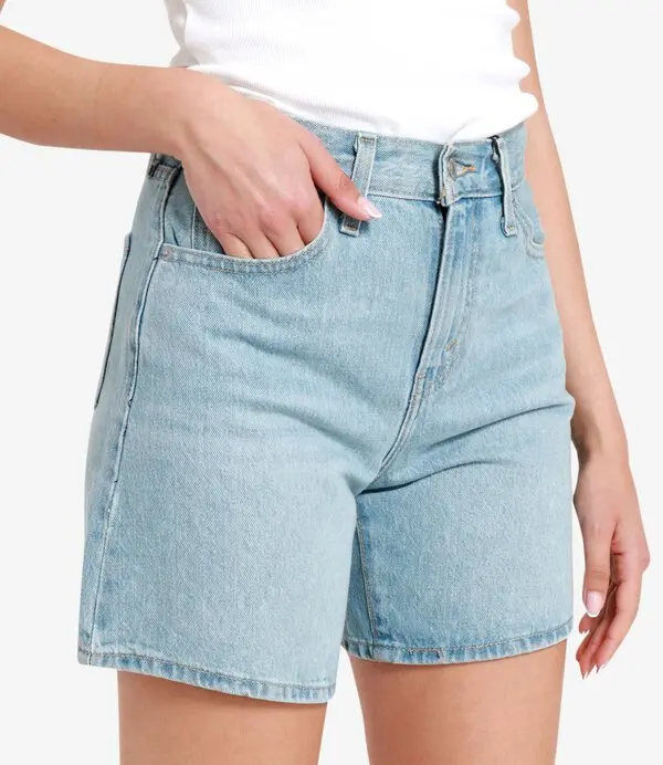 LEVI'S Shorts