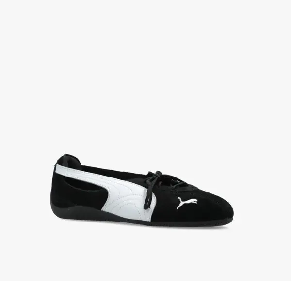 PUMA Round-toe Flat Shoes