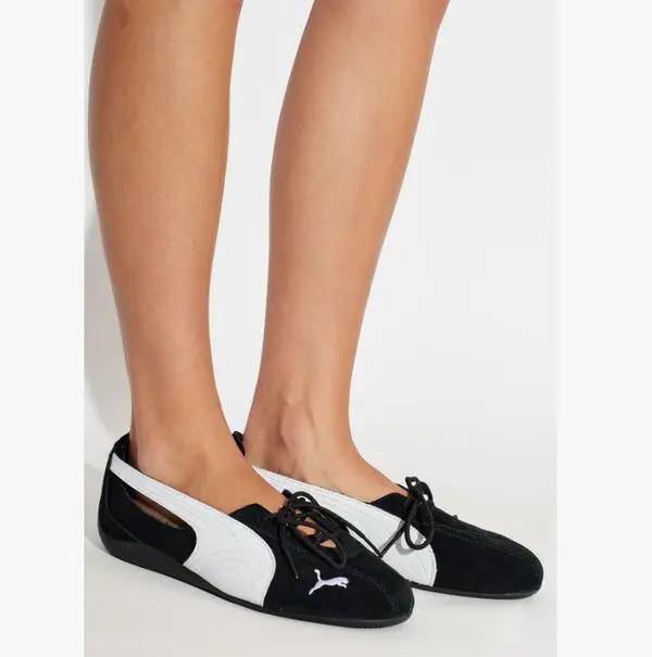 PUMA Round-toe Flat Shoes