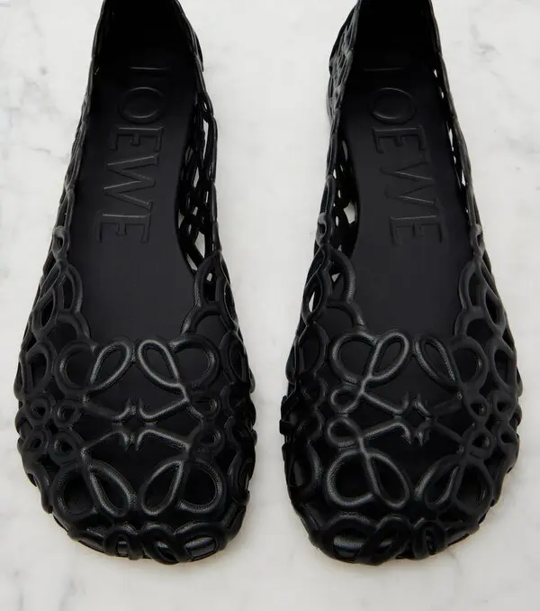 Loewe Petal Anagram Leather Ballet Flats - Black