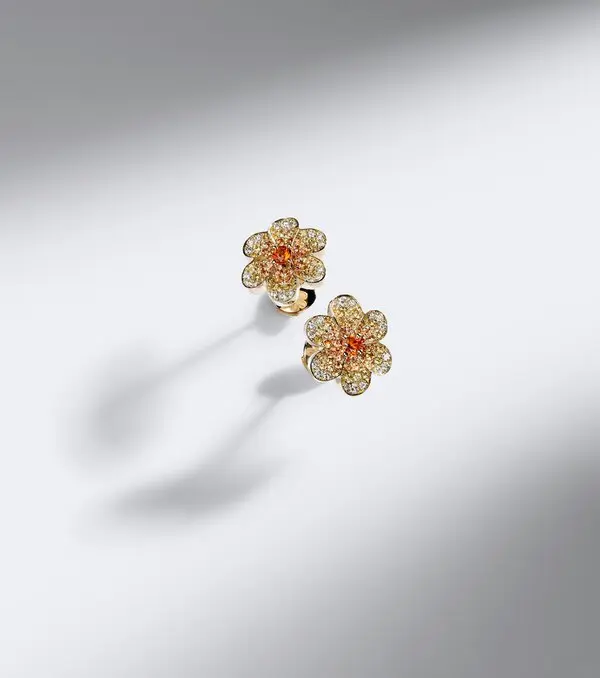 Yvonne Léon Daisy Earrings With Sapphires And Diamonds In 9kt Yellow