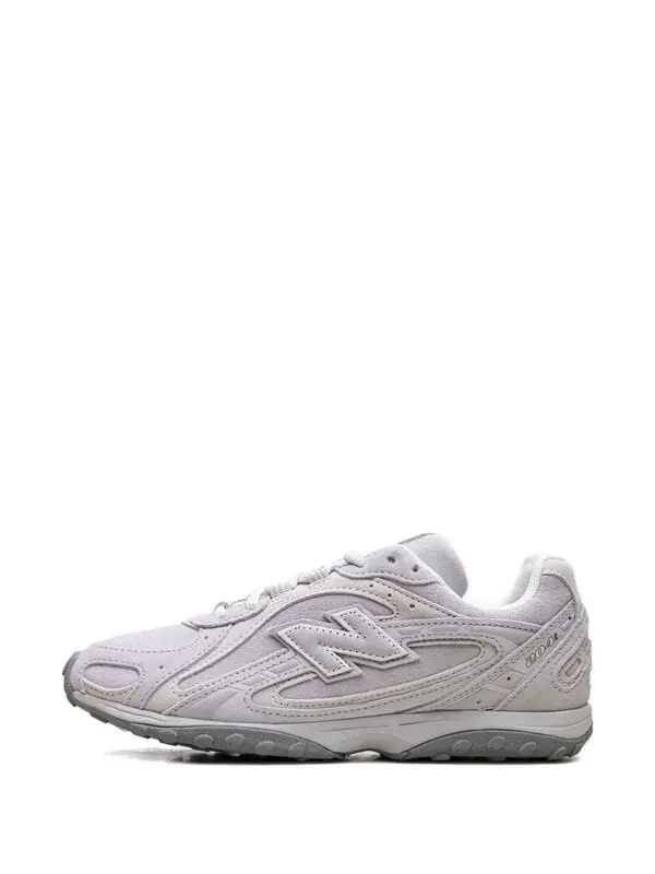 NEW BALANCE 204 Lace-up Sneakers