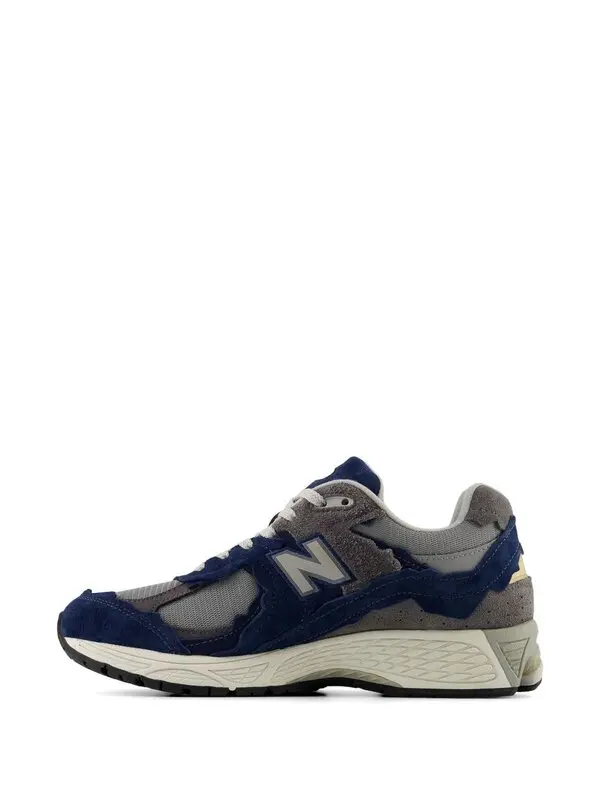 NEW BALANCE 2002r Panelled Sneakers
