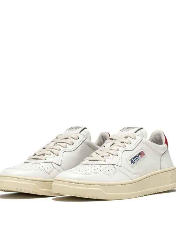 AUTRY Medalist Low Top Sneakers