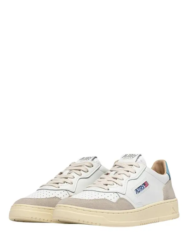AUTRY Medialist Low Leather Sneakers - Sky Blue
