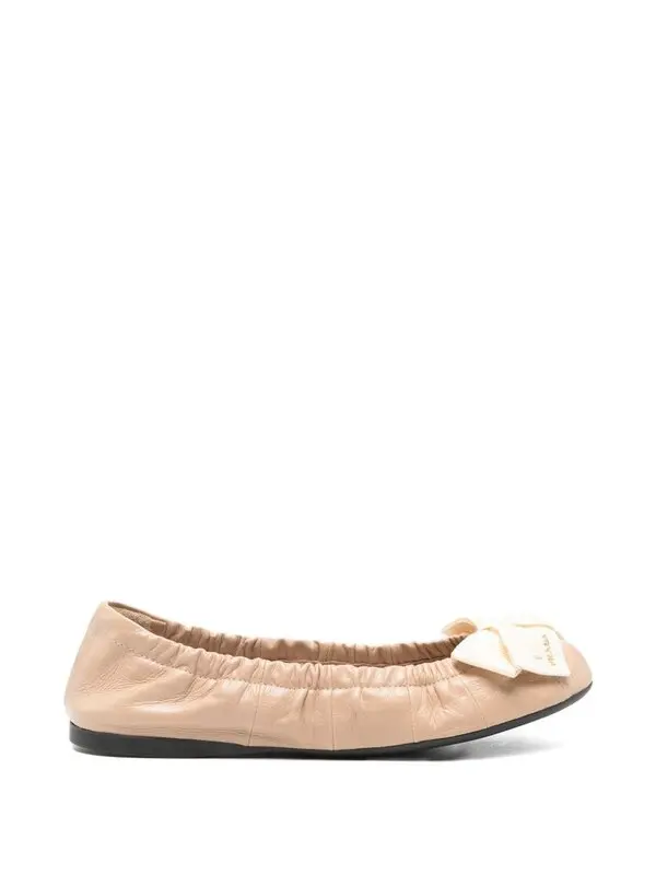 Prada Leather Ballet Flats With Bow Detailing - Beige