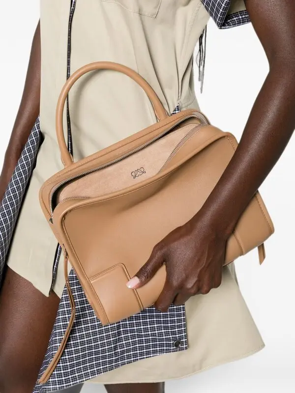 Loewe Amazona 180 Leather Handbag - Brown