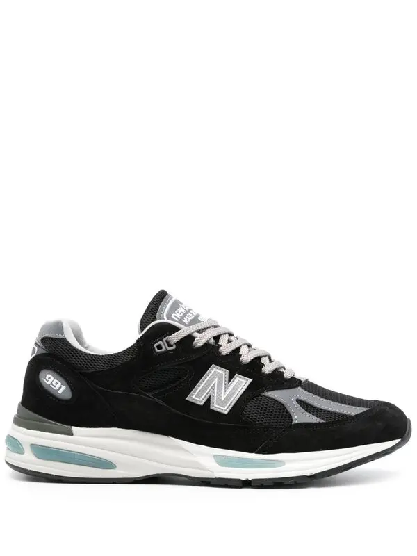 NEW BALANCE 991v2 Sneakers