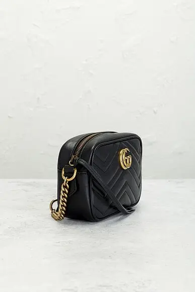 Gucci Mini Gg Marmont Shoulder Bag