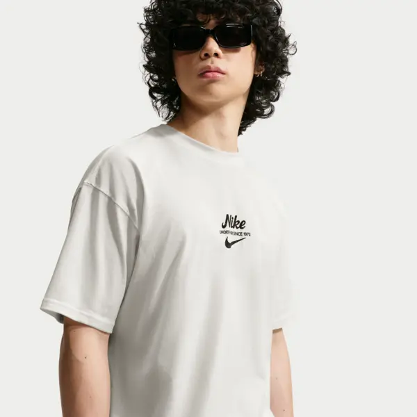 Nike Sportswear T-shirt
