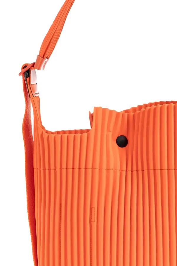 Issey Miyake Pleated Shoulder Bag - Orange