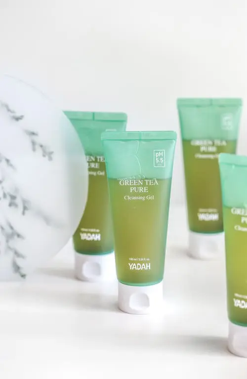 YADAH Green Tea Pure Cleansing Gel