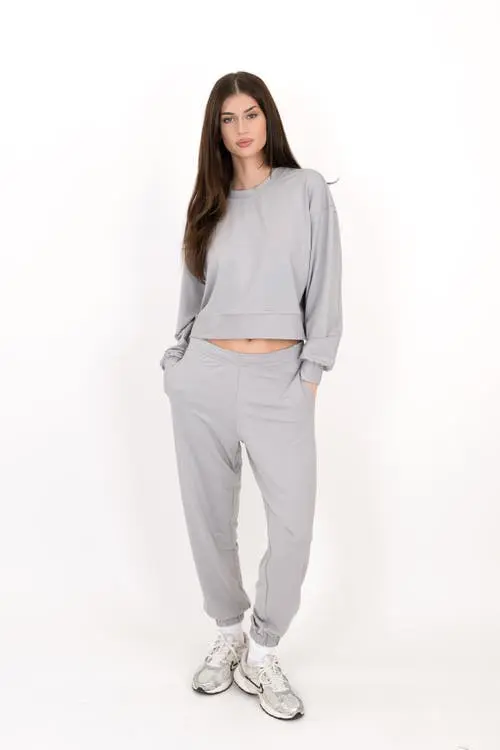 ON/OFF ESSENTIALS The Solace Sweatpant - Black