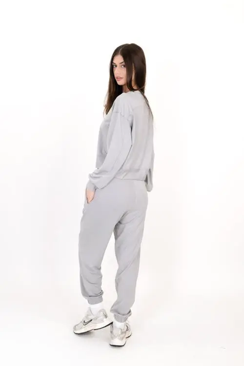 ON/OFF ESSENTIALS The Solace Sweatpant - Black