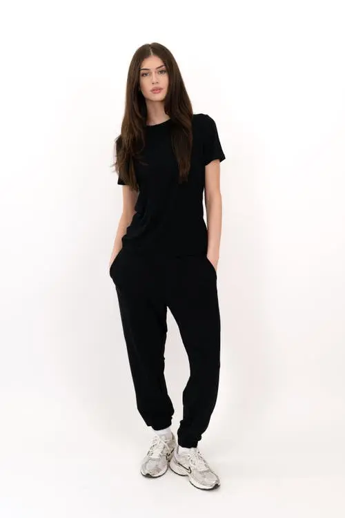 ON/OFF ESSENTIALS The Solace Sweatpant - Black