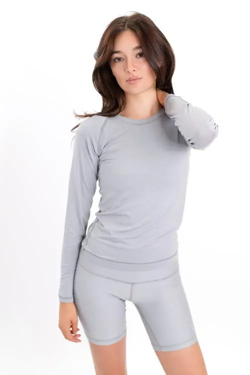 ON/OFF ESSENTIALS The Everyday Longsleeve - Black