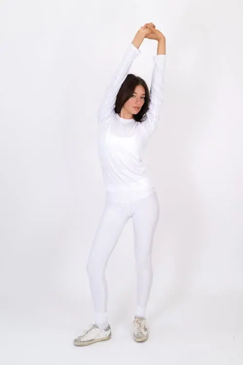 ON/OFF ESSENTIALS The Everyday Long Sleeve