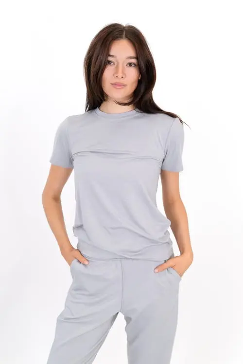 ON/OFF ESSENTIALS The Everyday Tee - Black