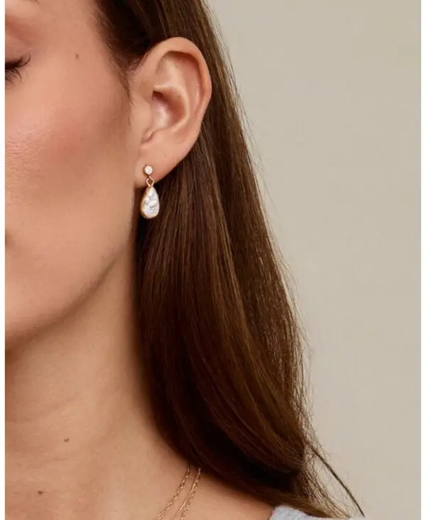 SET & STONES Camille Pearl Earrings