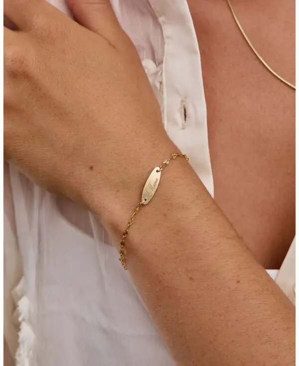 SET & STONES Engraved Mama Banks Bracelet
