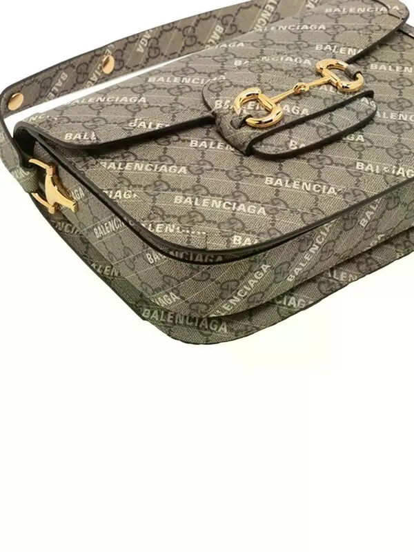 Gucci 1955 Horsebit Gg Supreme Shoulder Bag - Neutrals