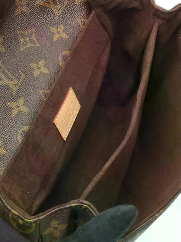 LOUIS VUITTON 2020 Monogram Pochette Metis Satchel