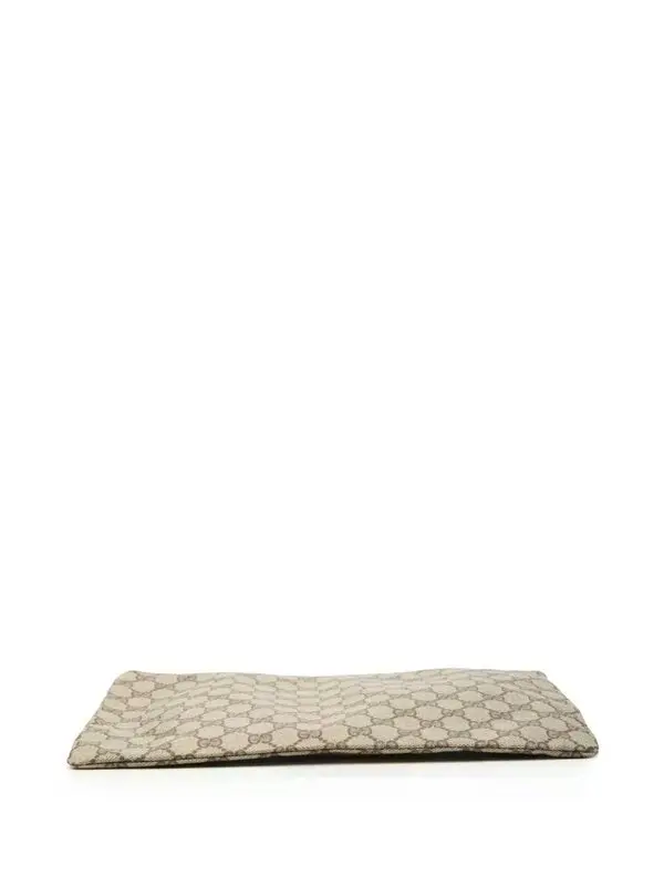 Gucci 20th Century Gg Supreme Clutch Bag