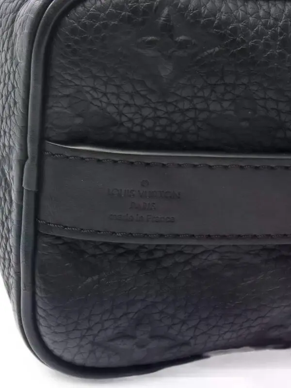LOUIS VUITTON 2021 Keepall Bandoulière 25 Monogram Handbag