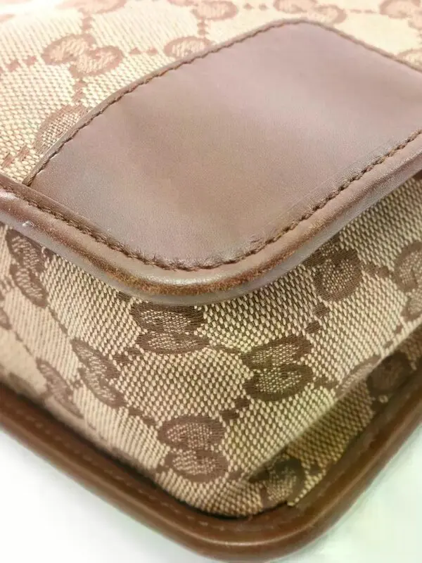 Gucci Gg Canvas Shoulder Bag