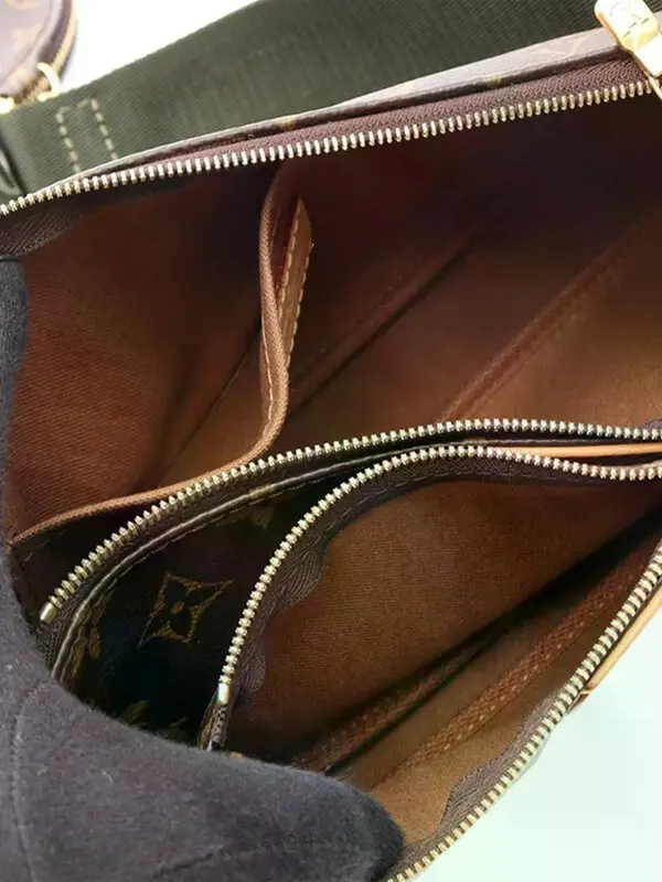LOUIS VUITTON 2020 Monogram Multi Pochette Accessoires Satchel