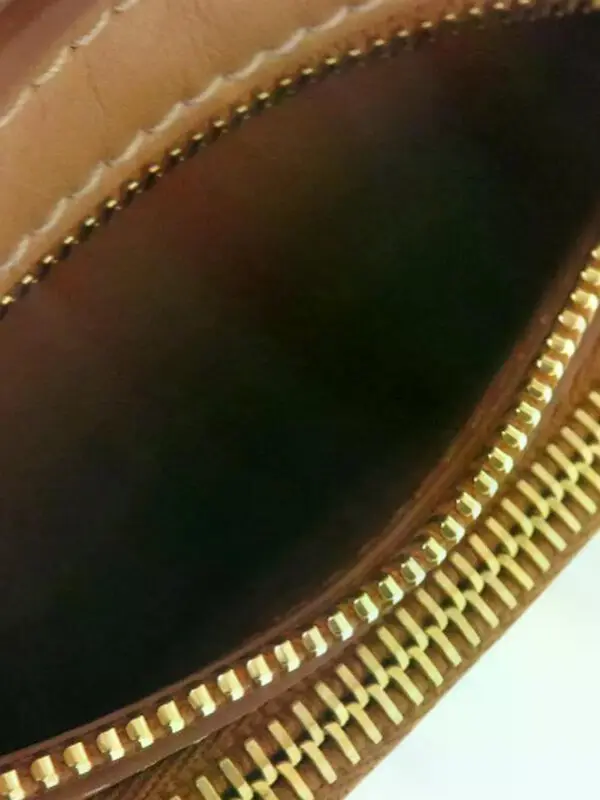 Saint Laurent 2013-2026 Smooth Calfskin Crossbody Bag