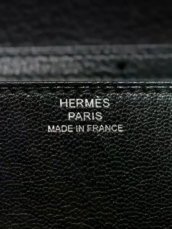 Hermès Chaine D'ancre Compact Wallet Crossbody Bag