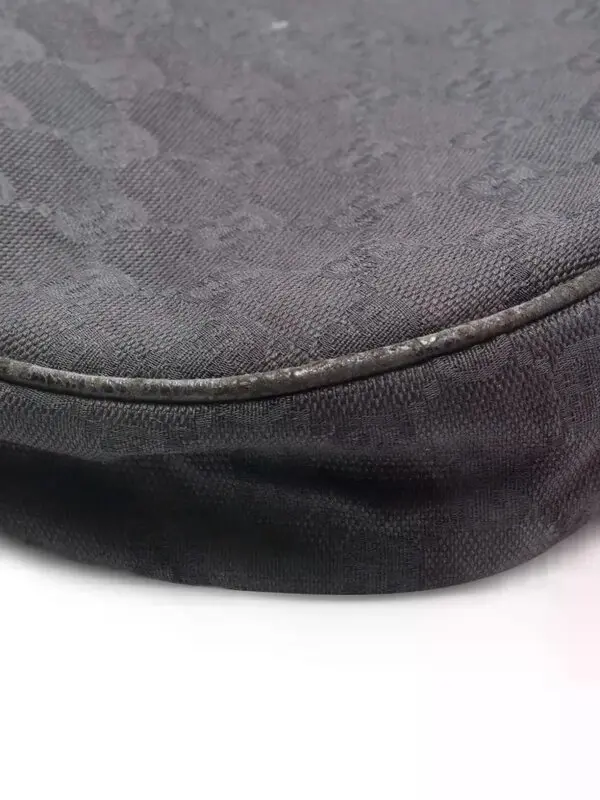 Gucci Gg Canvas Shoulder Bag - Black