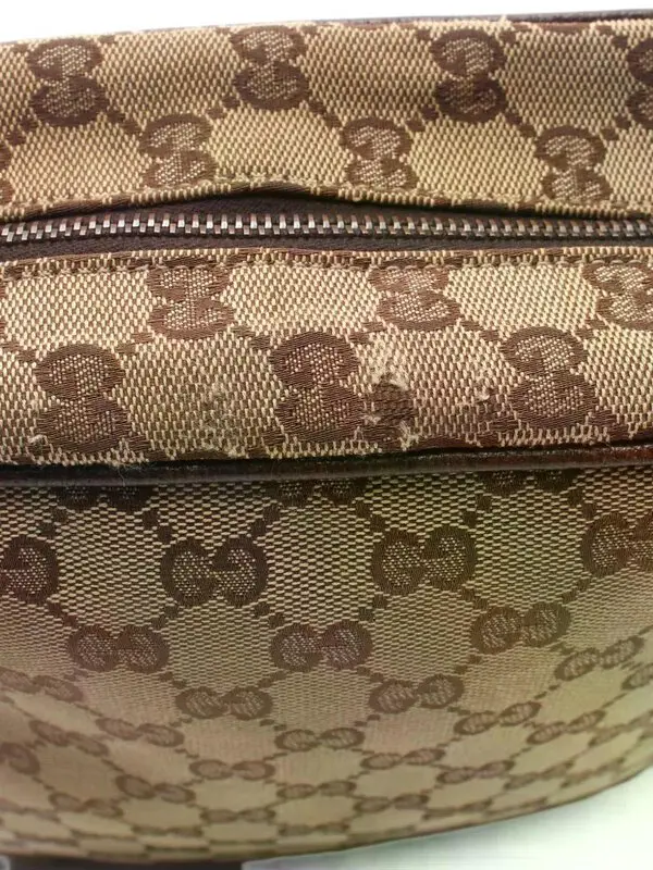 Gucci 2000s Gg Logo-emblem Cross Body Bag