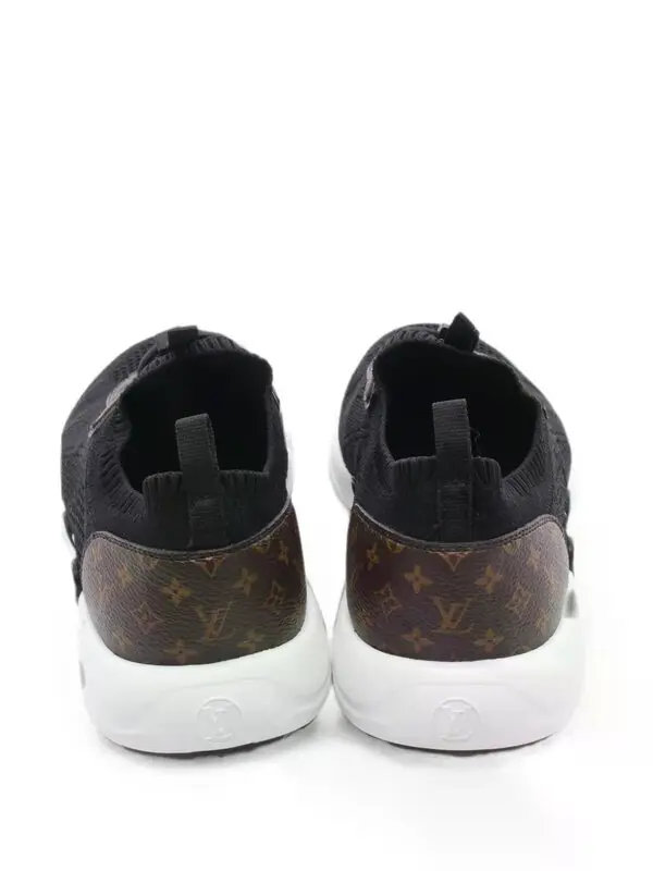 LOUIS VUITTON 2010s Olympia Sneakers