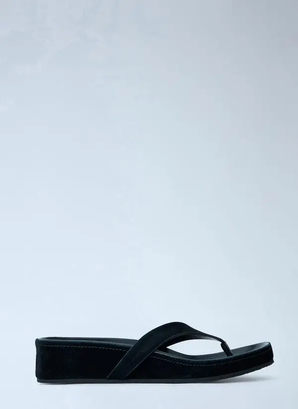 Phoebe Philo Round Flip Flop - Black