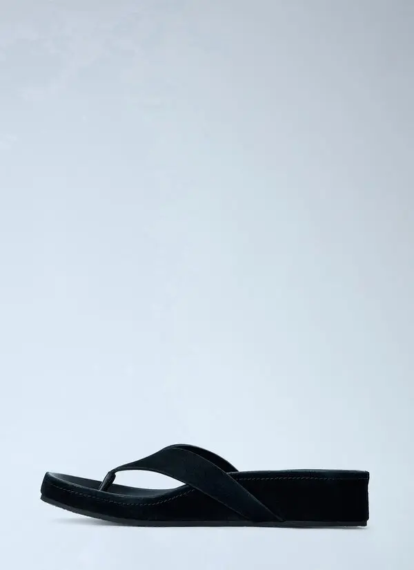 Phoebe Philo Round Flip Flop - Black