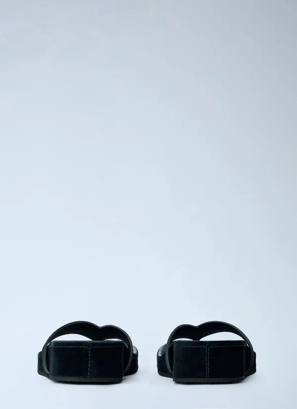 Phoebe Philo Round Flip Flop - Black