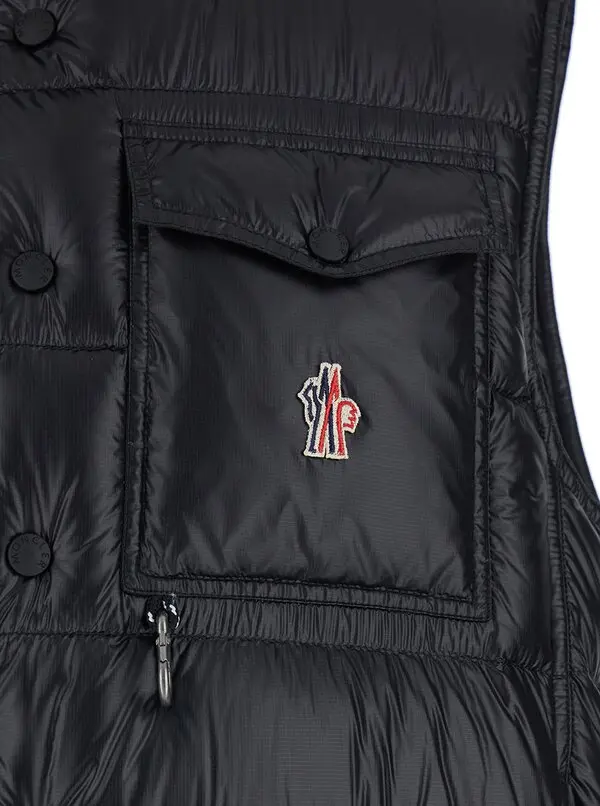Moncler Down Jacket 'uychi' With High Collar And Logo Patch On The Front In Tech Fabric Black
