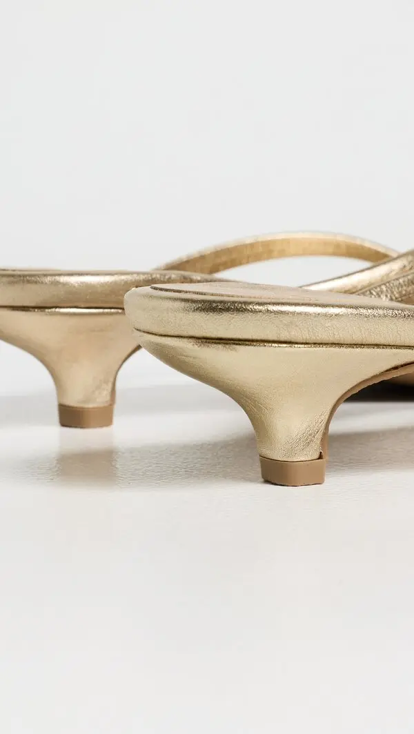 Beek Corella Sandals