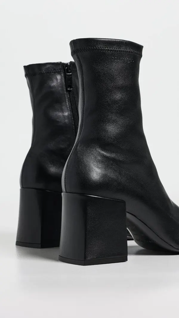 COURREGES Re-edition Ac Raised Ankle Boots - Black