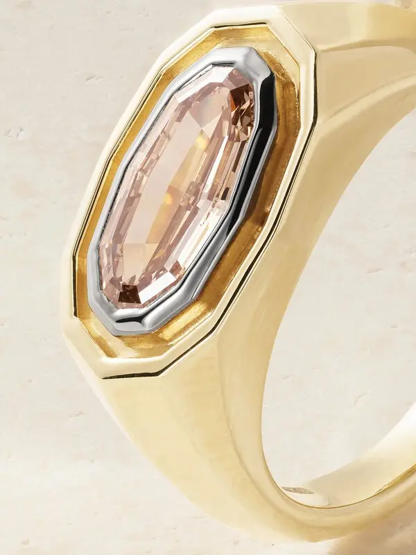 LUCY DELIUS Insignia 18-karat Oval Champagne Diamond Ring
