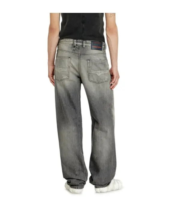 DIESEL® 2001 D-macro Relaxed-fit Denim Jeans