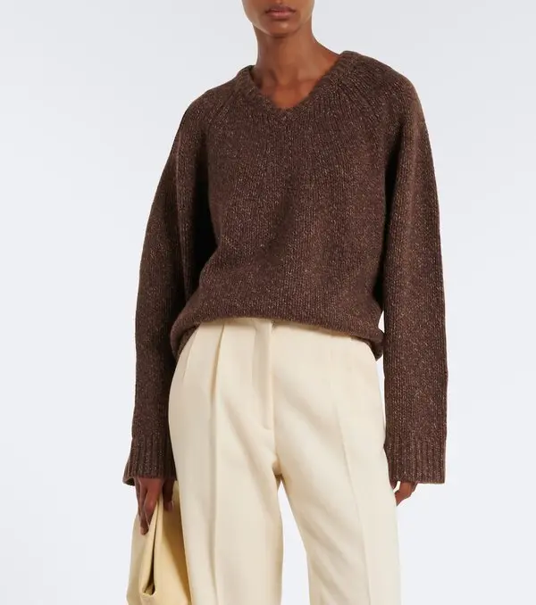 LISA YANG Cashmere V-neck Sweater